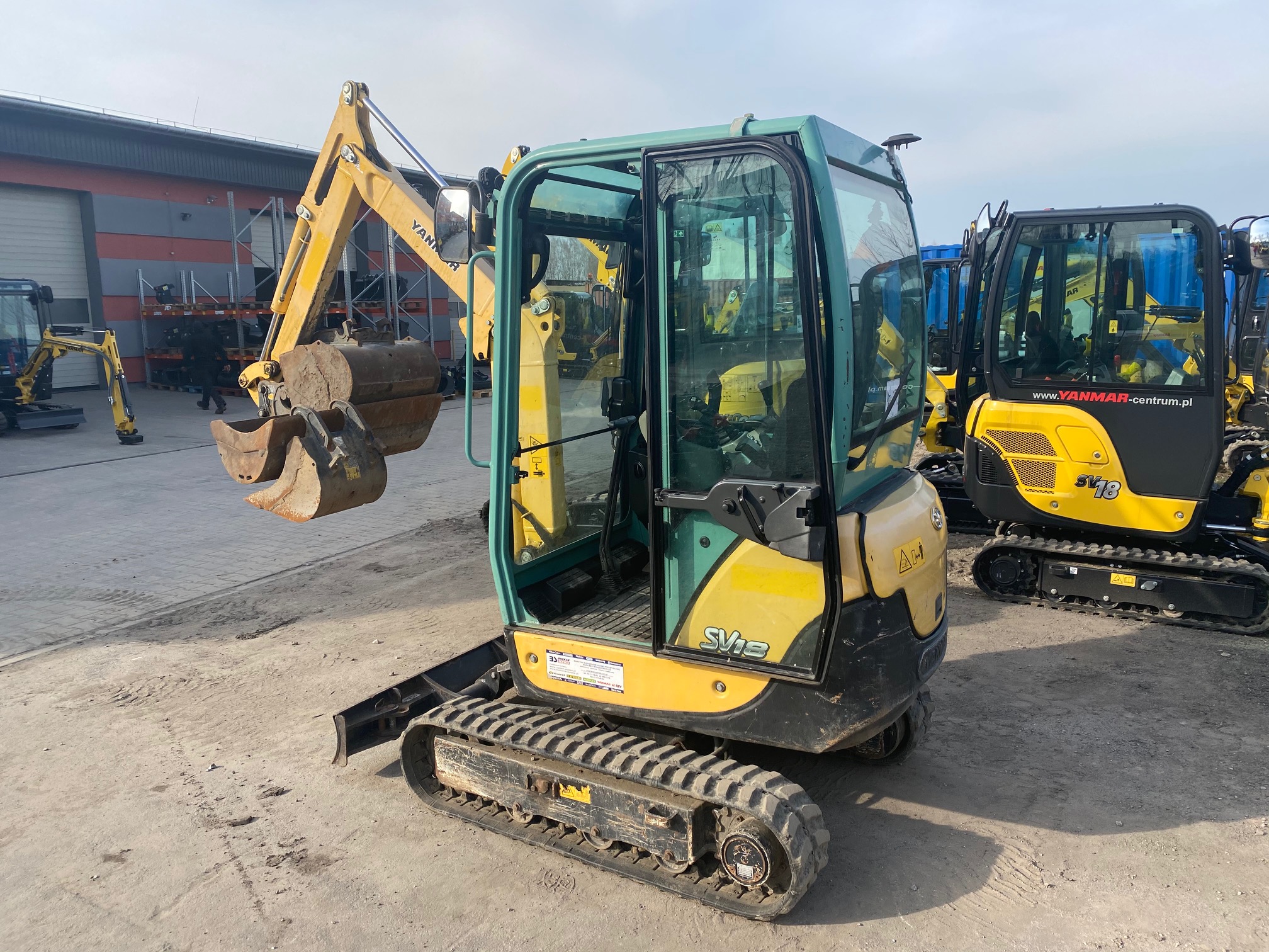 SV18 | Największy dystrybutor Yanmar w Polsce | Yanmar - Centrum